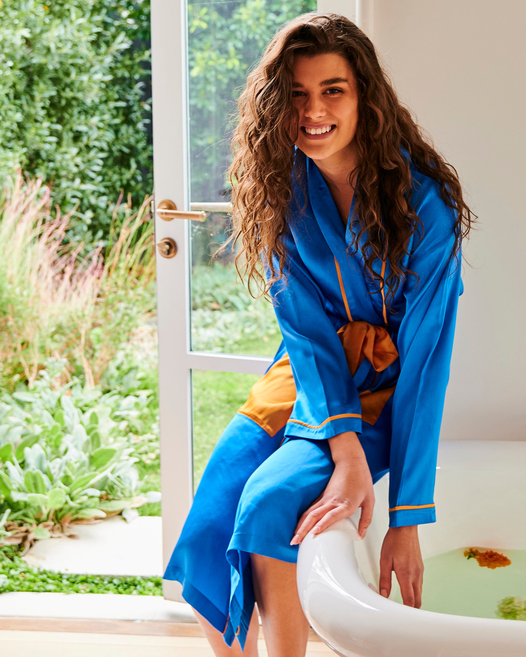 Sapphire Eco Satin Robe – Kip&Co
