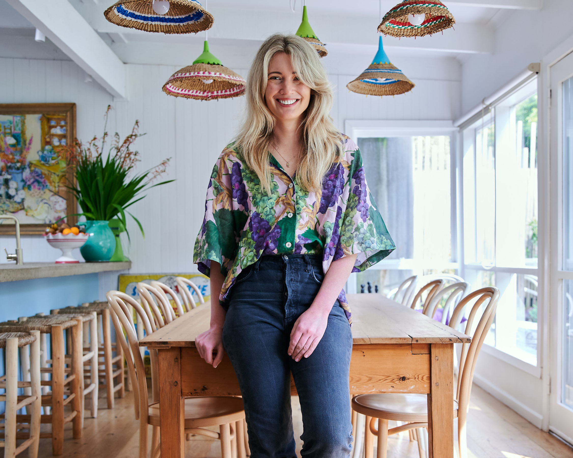 Inside the Mexico-inspired home of podcast powerhouse, Zoe Weir – Kip&Co