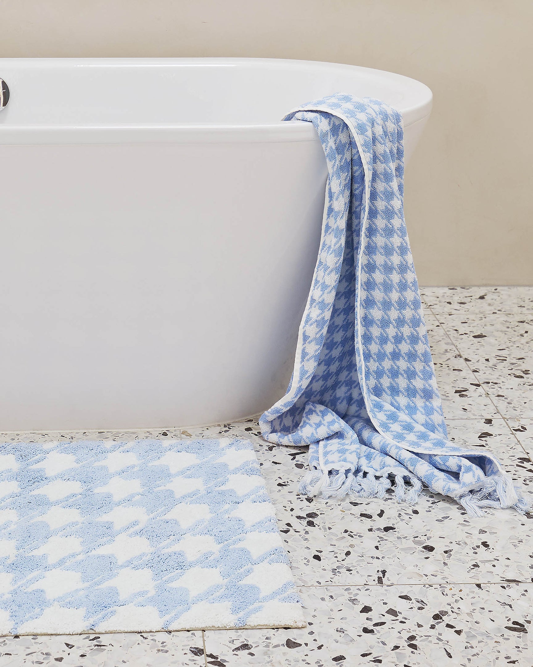 Alex McCabe's Curated Edit – Kip&Co