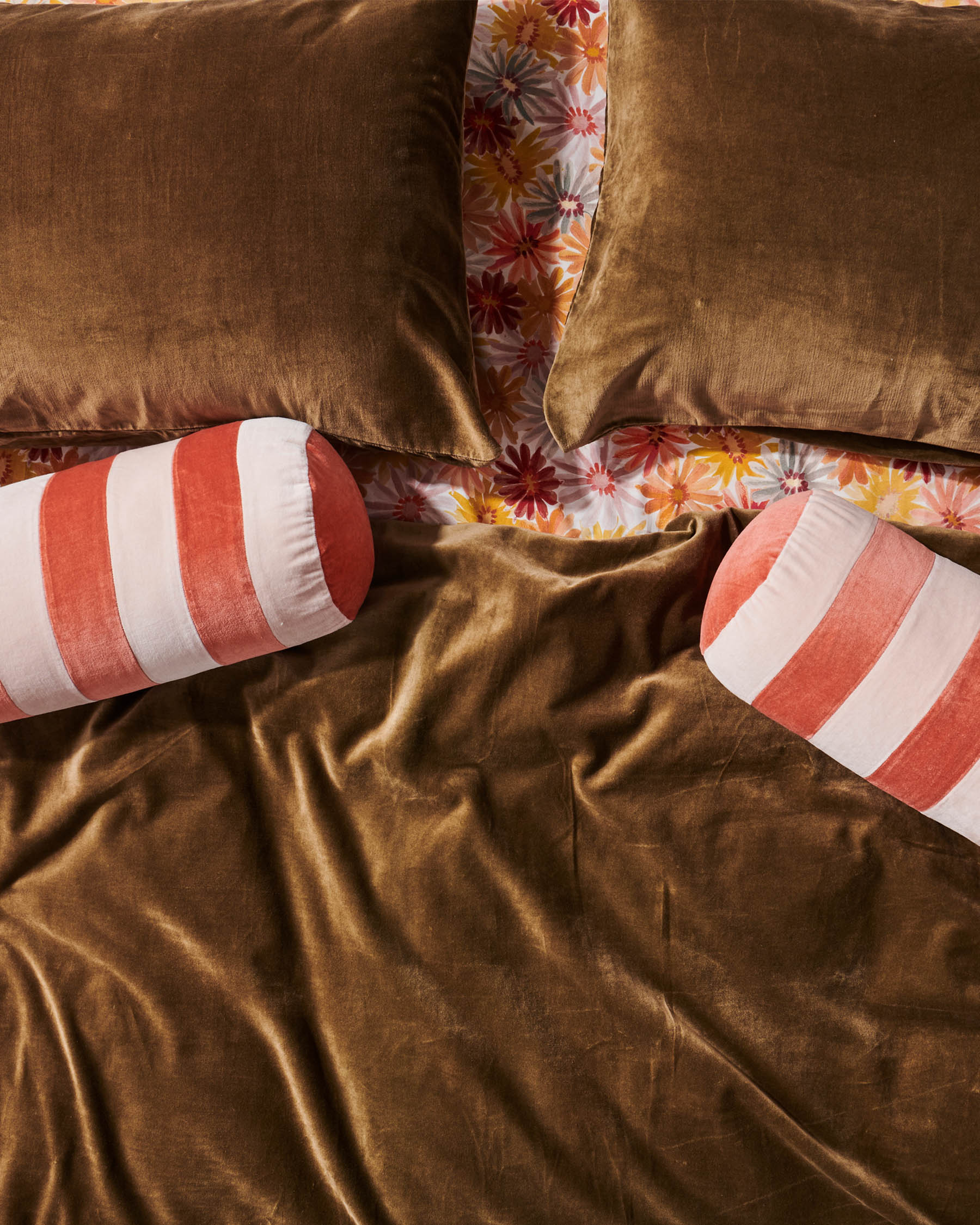 Colourful Pillowcases | French Flax Linen, Organic Cotton, Velvet ...